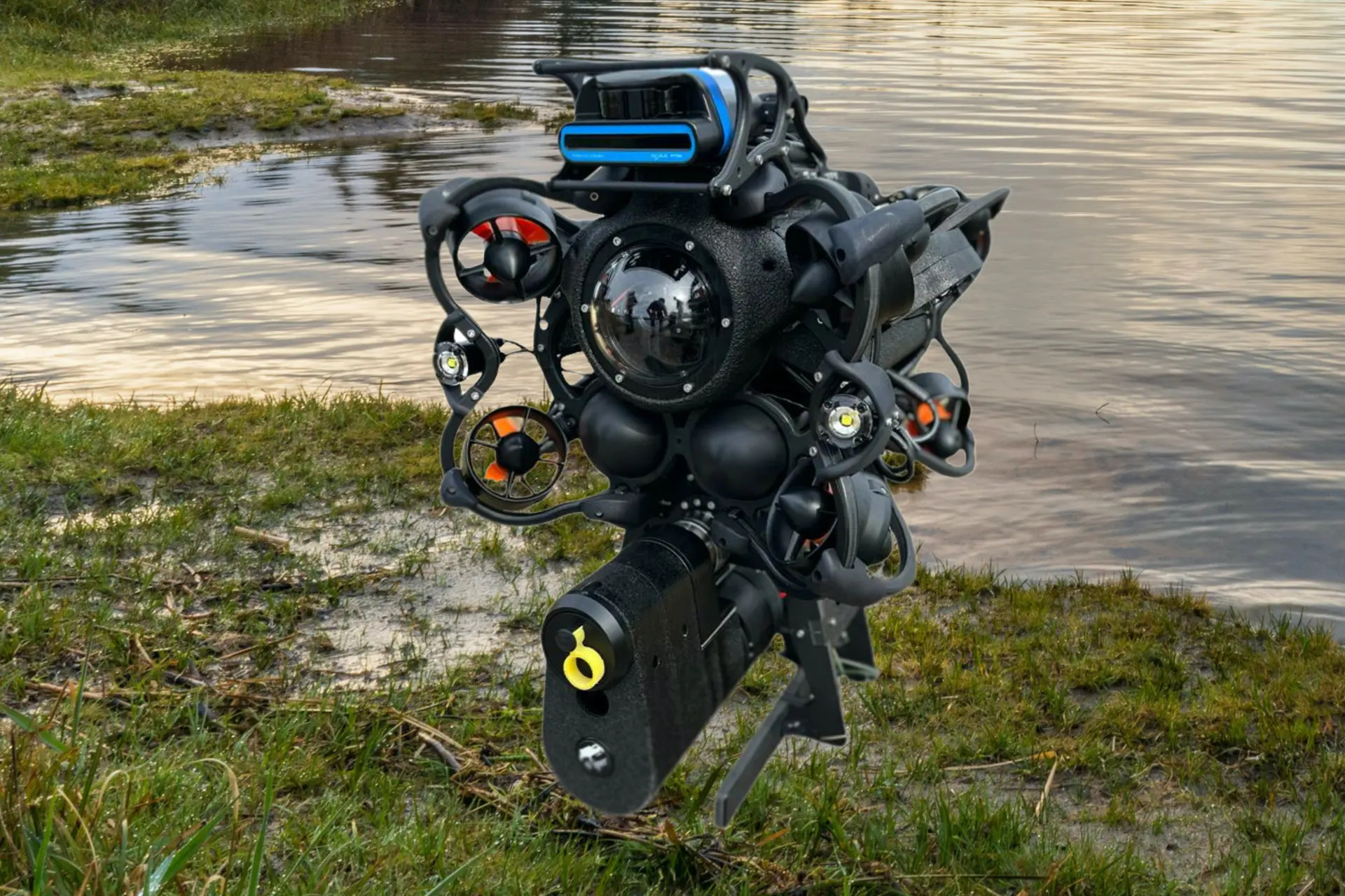 ROV Do Wykrywania I Niszczenia Min Ze Stajni Oceanbotics | BlueLife ...